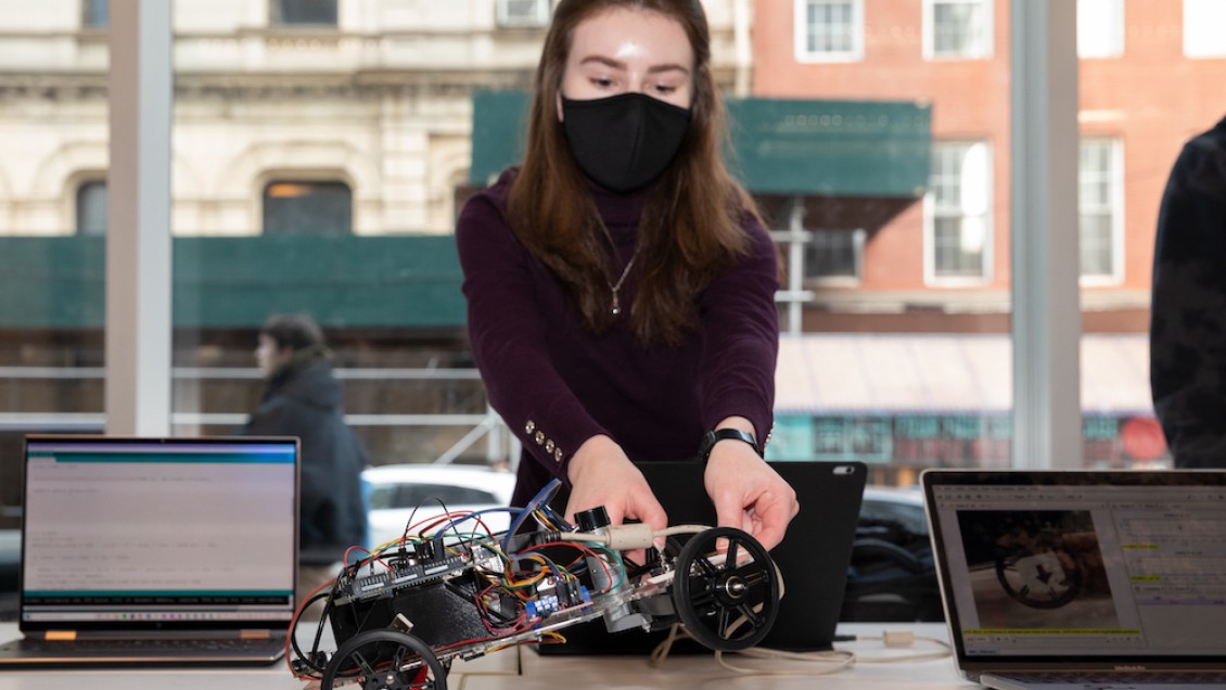 First-year Engineering Students Showcase Final Projects | cooperedu