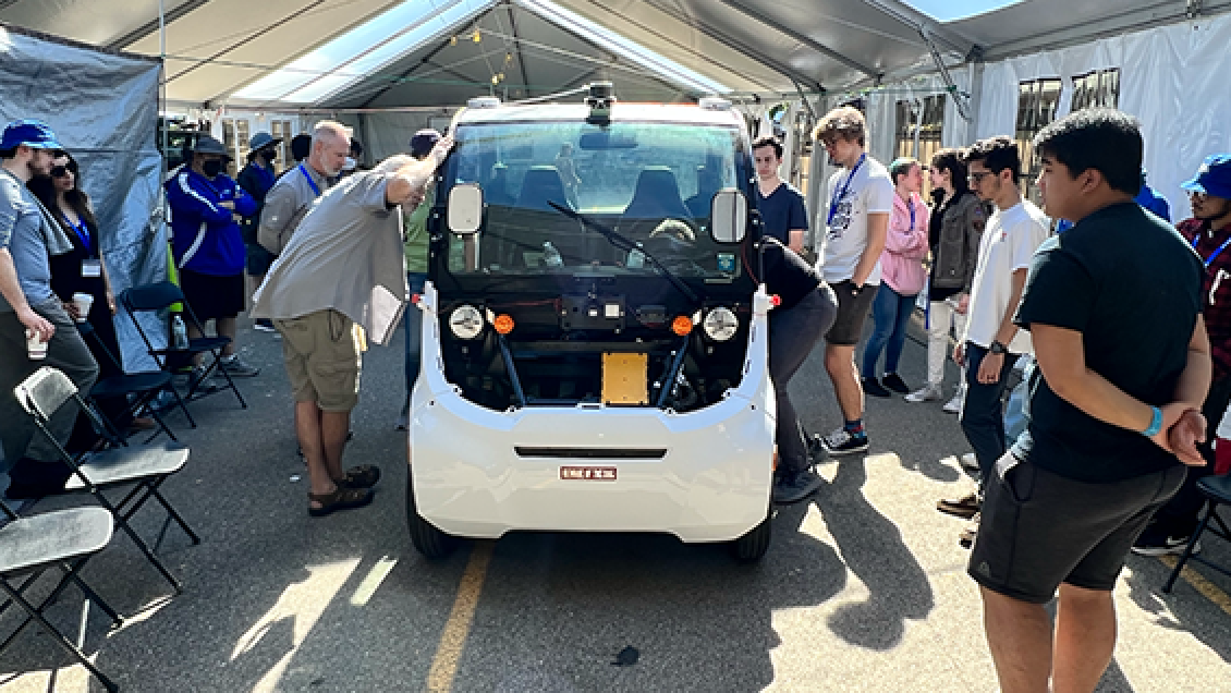 IGVC Team's Design Won the Rookie of the Year Award at the Intelligent ...